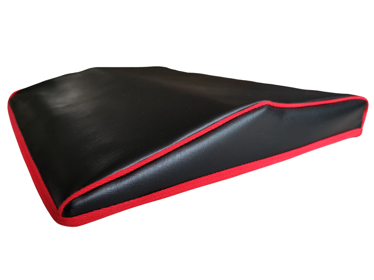 COMMODORE C128 - FAUX LEATHER BLACK DUST COVER - STYLISH – Retro Ready